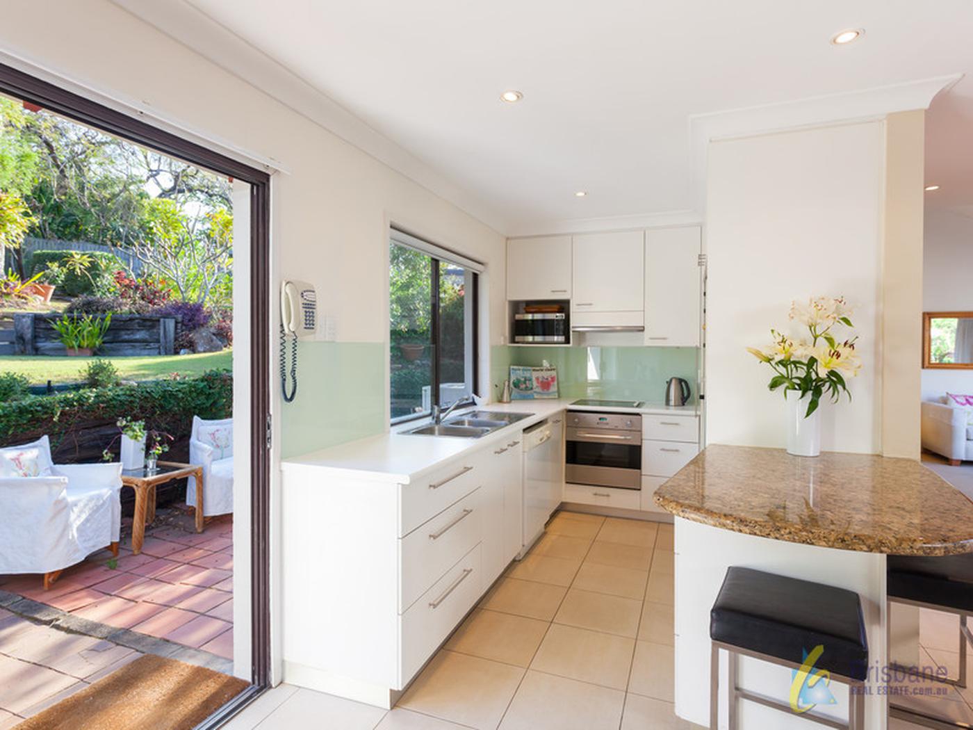 13 Oakington Street, FIG TREE POCKET QLD 4069 - House Sold ...