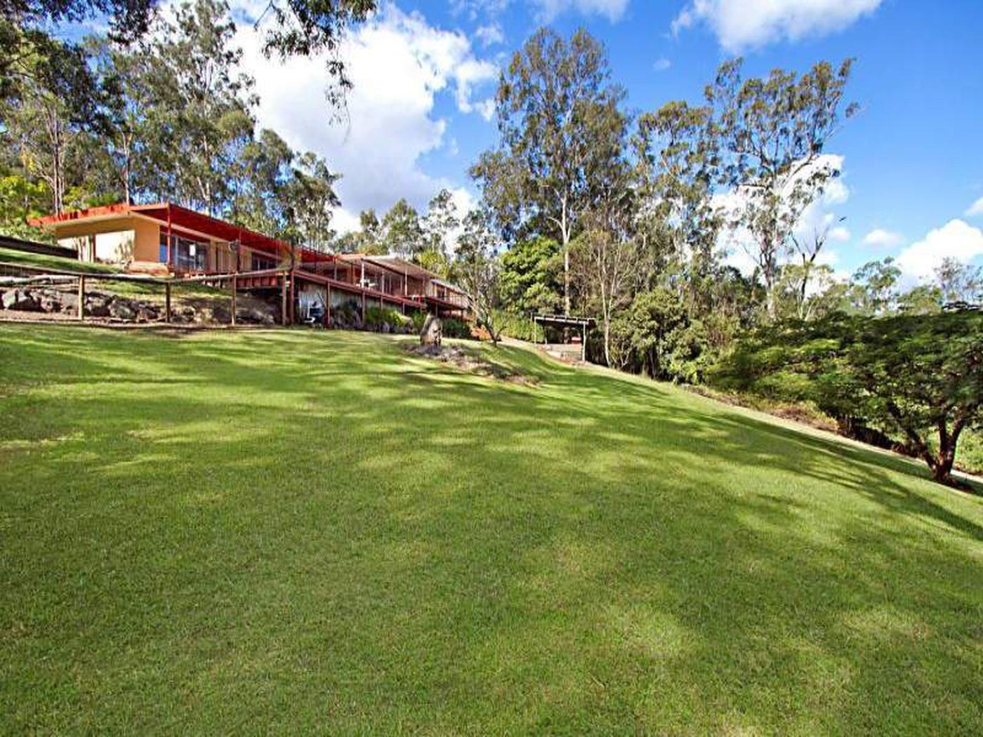 152 Haven Road, PULLENVALE QLD 4069 - House Sold - brisbanerealestate ...