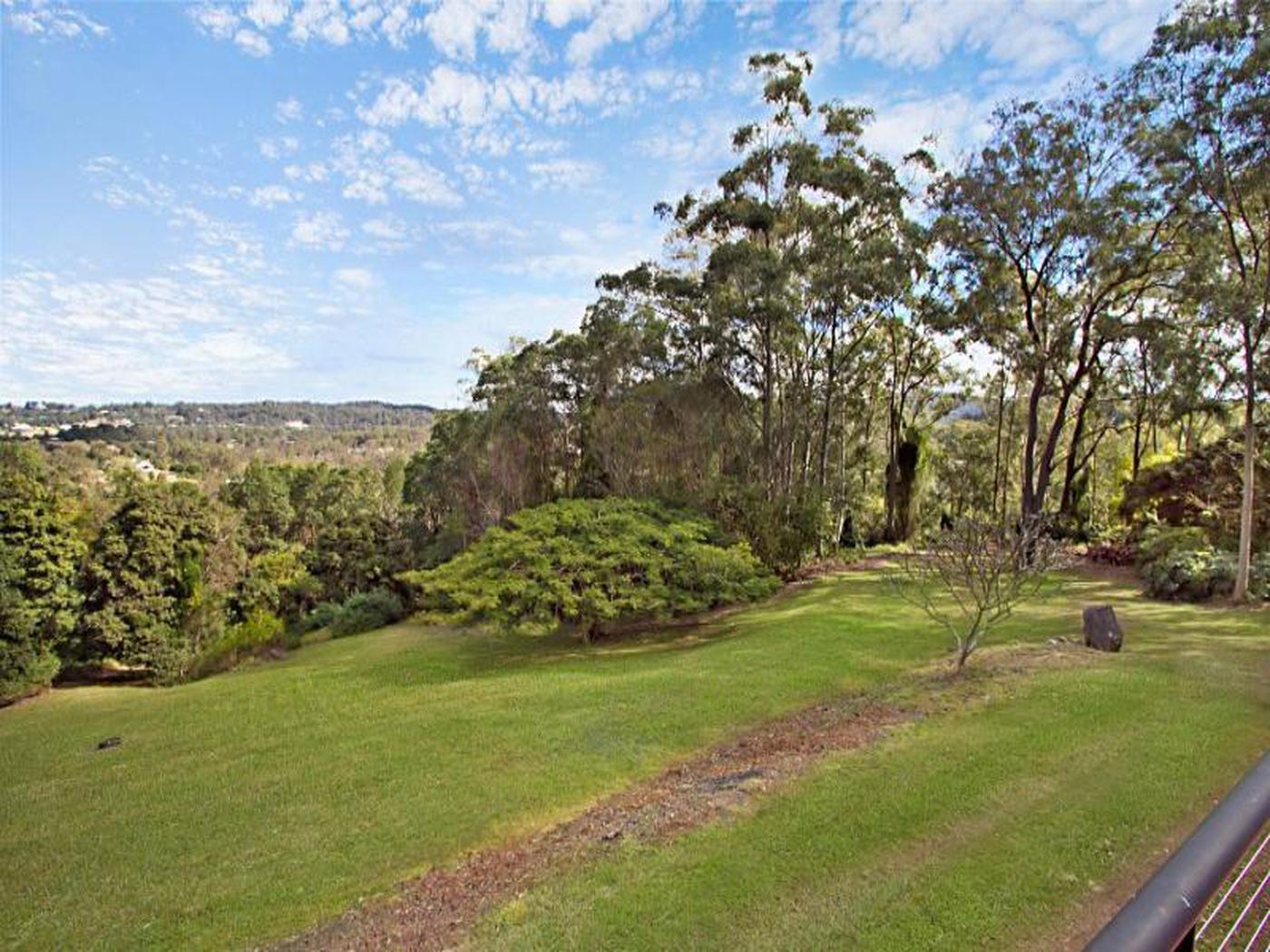 152 Haven Road, PULLENVALE QLD 4069 - House Sold - brisbanerealestate ...