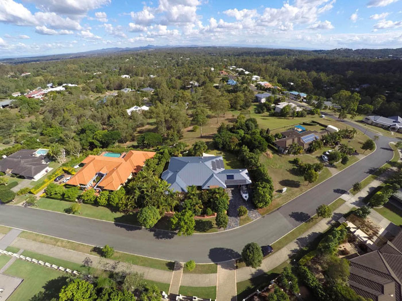 175 Brimblecombe Circuit, PULLENVALE QLD 4069 - House Sold ...