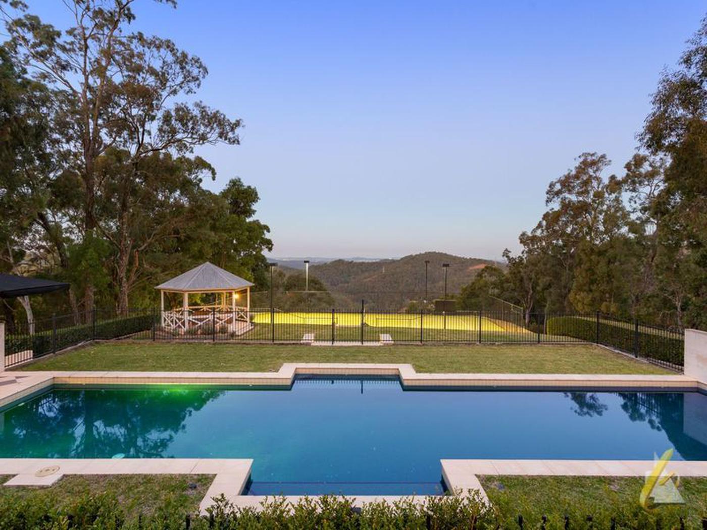 654 Upper Brookfield Road, UPPER BROOKFIELD QLD 4069 - AcreageSemi ...