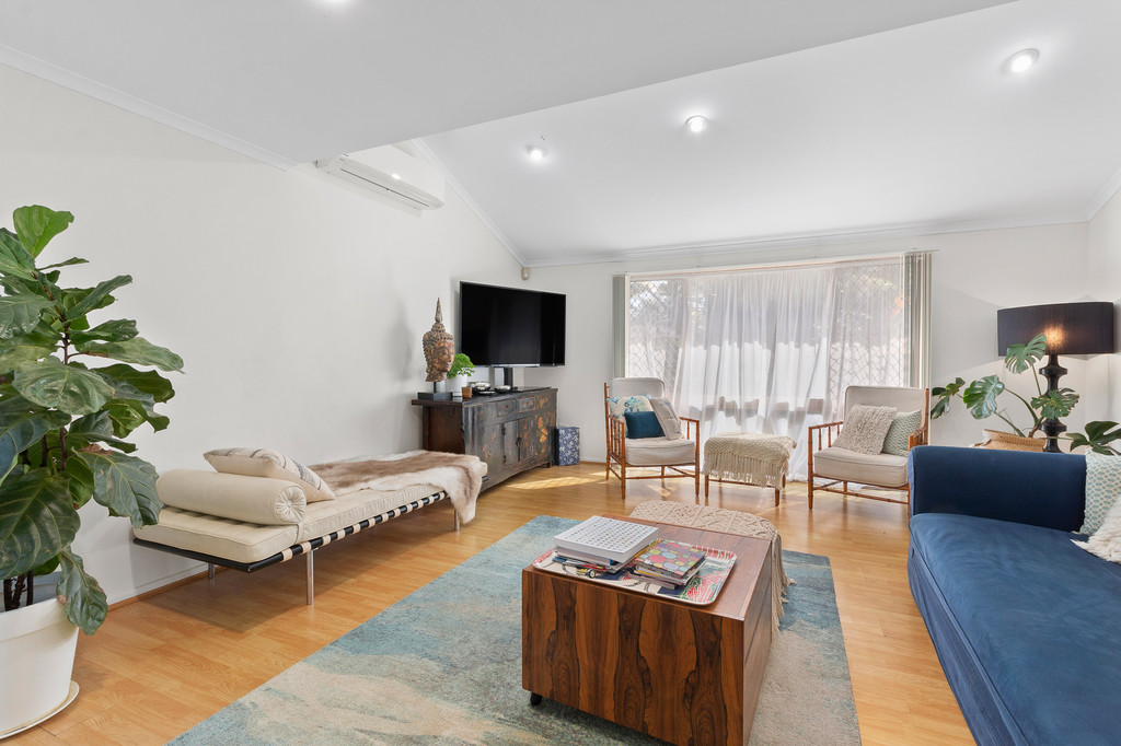 27 Tangmere Street, CHAPEL HILL QLD 4069 - Property Information