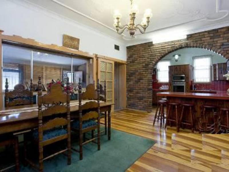 8 Messiter St, Campsie NSW 2194 - Property Information