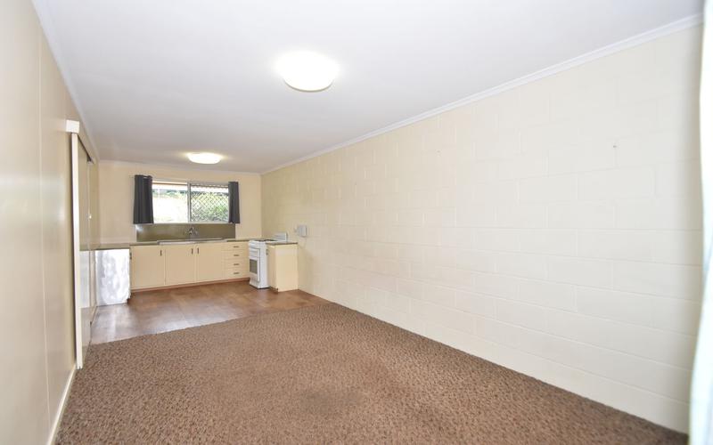 2/15 Perth Street, RANGEVILLE QLD 4350 - Property Information