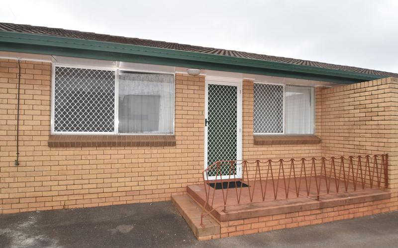 2/15 Perth Street, RANGEVILLE QLD 4350 - Property Information