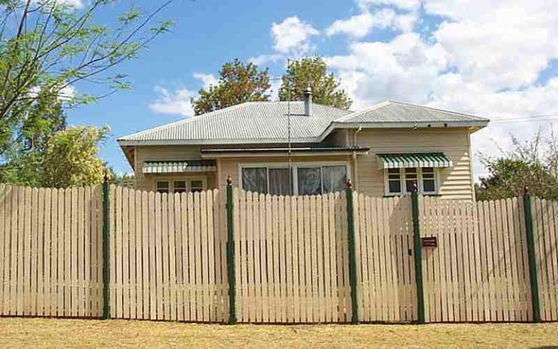 6 Perry Street, HARLAXTON QLD 4350 - Property Information