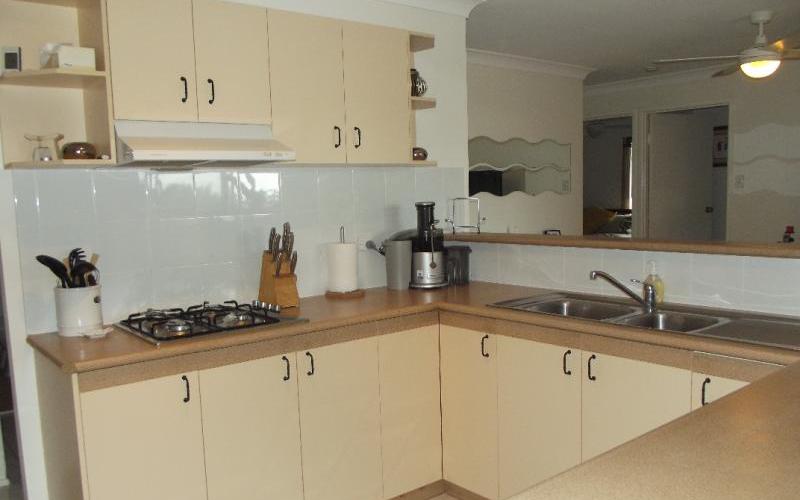 8 Giltrow Court, DARLING HEIGHTS QLD 4350 - Property Information