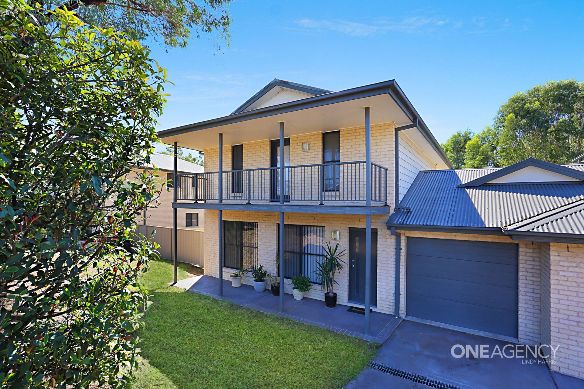 9 Gostwyck Place, Singleton NSW 2330 - DuplexSemi-detached Sold