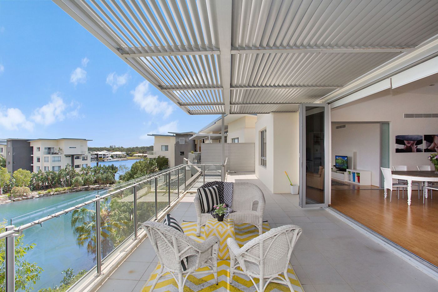 243/3-5 "Ilanah Aqua" - Pendraat Parade, HOPE ISLAND QLD 4212 ...