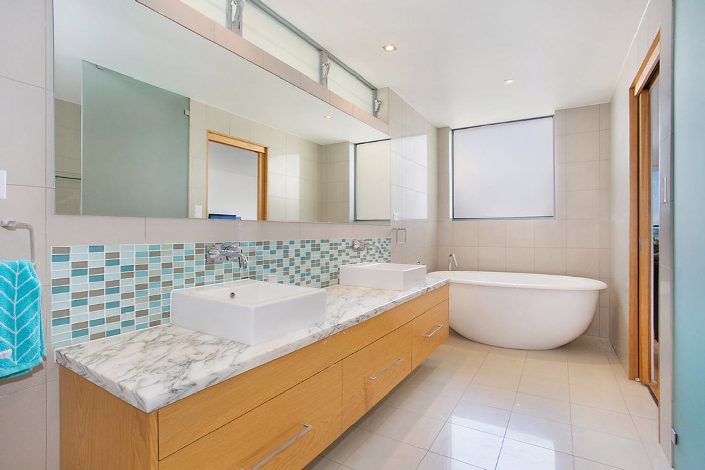 243/3-5 "Ilanah Aqua" - Pendraat Parade, HOPE ISLAND QLD 4212 ...
