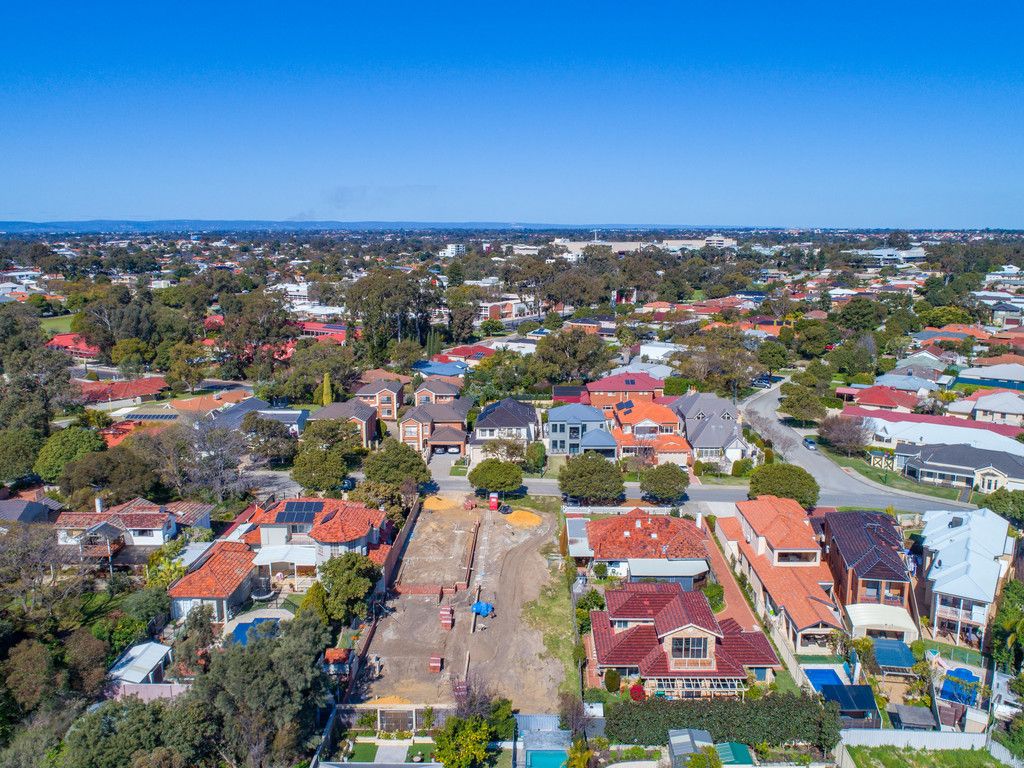 5A Drew Road, ARDROSS WA 6153 - sold