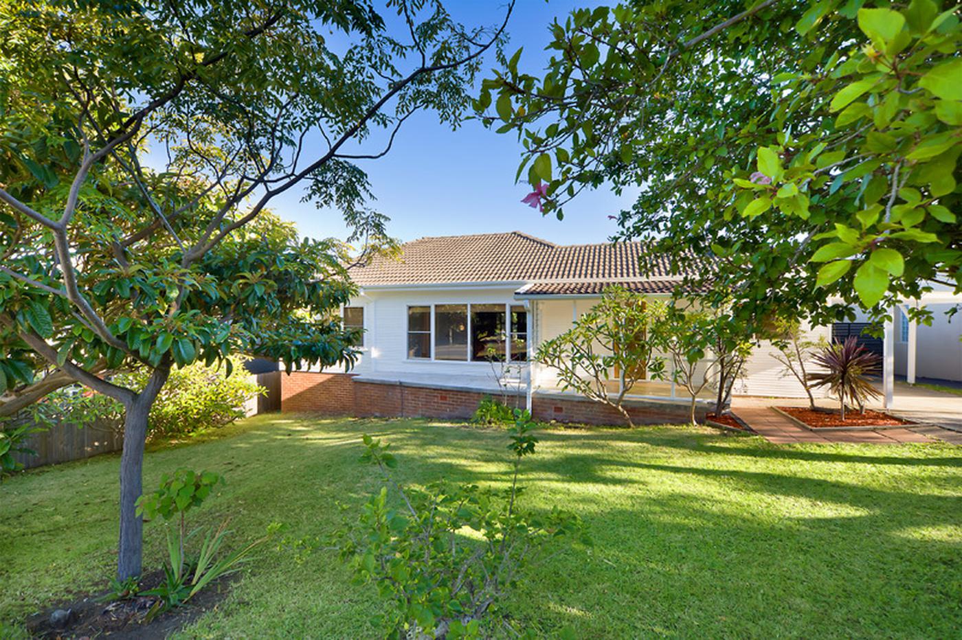 87 Allambie Road, Allambie Heights NSW 2100 - Property Information