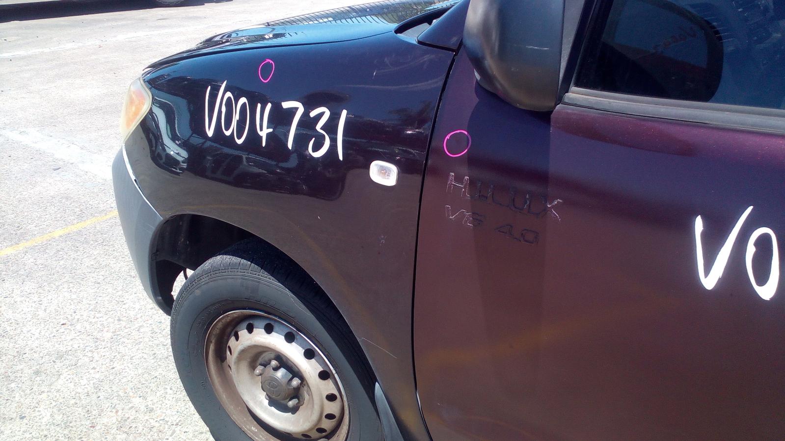 Rocker Assy/Cover Hilux Toyota 2006