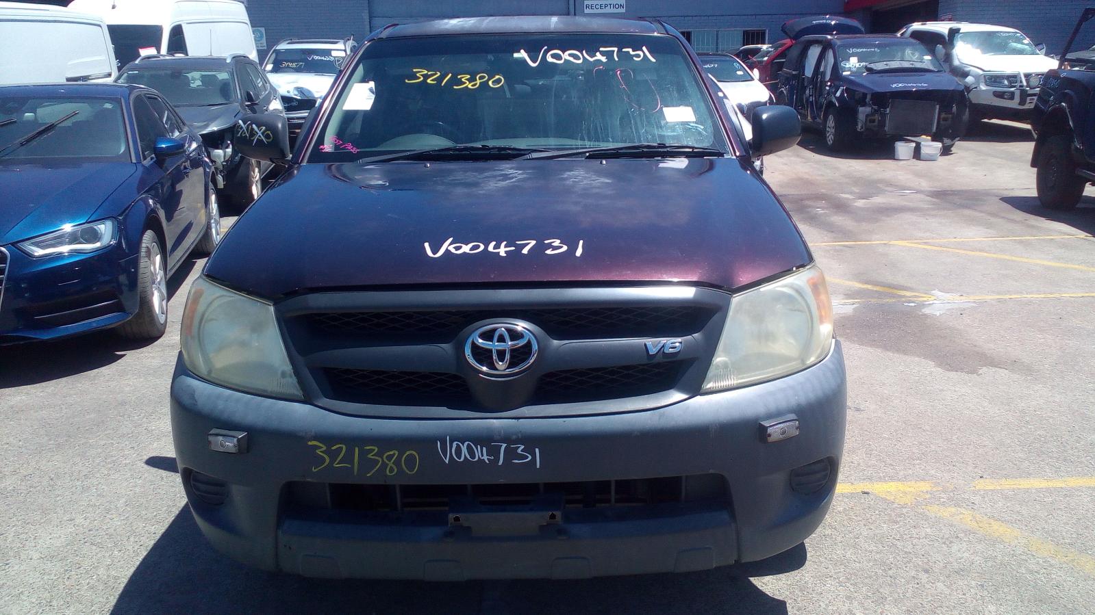 Rocker Assy/Cover Hilux Toyota 2006