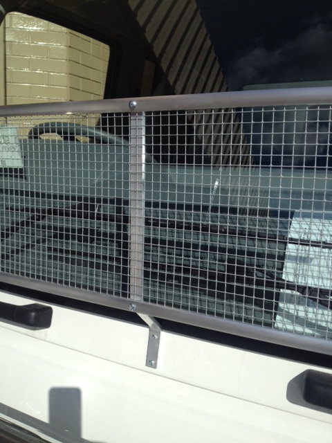 Stone Guard Mitsubishi / Fuso1995on Mesh Windscreen Protector - Roof ...