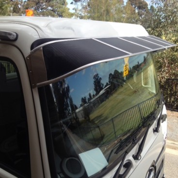 Stone Guard Mitsubishi / Fuso1995on Mesh Windscreen Protector - Roof ...