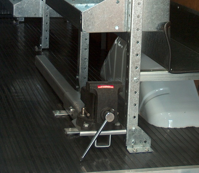 Internal Van 100mm Sliding / Pullout Vise - Roof Rack World