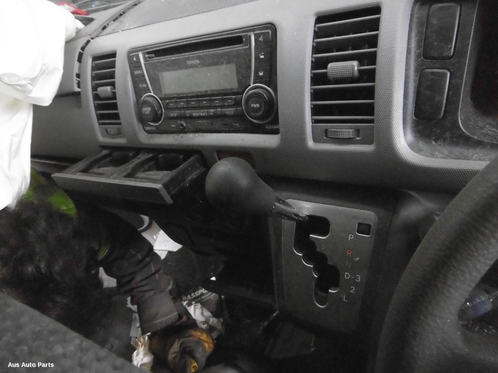 #24493, Used gear stick/shifter for 2013 hiace| trh/kdh, auto shifter ...