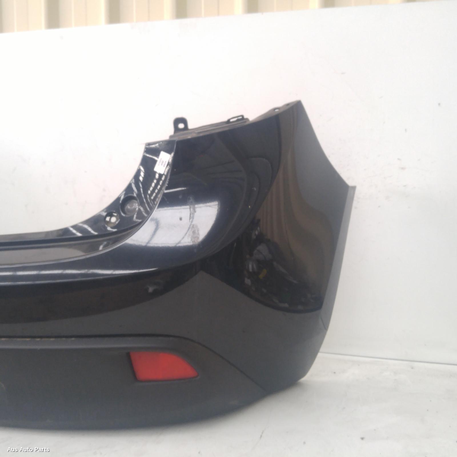 #92503, Used bumper rear for 2010 3| bl, hatch, neo/maxx/maxx sport/mzr ...