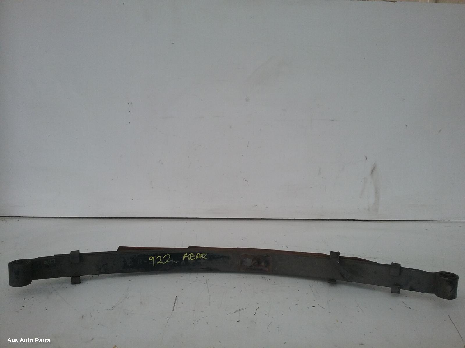 #16717, Used rear leaf spring for 2004 hiace| rzh10#, rh side, 11/89-12/04