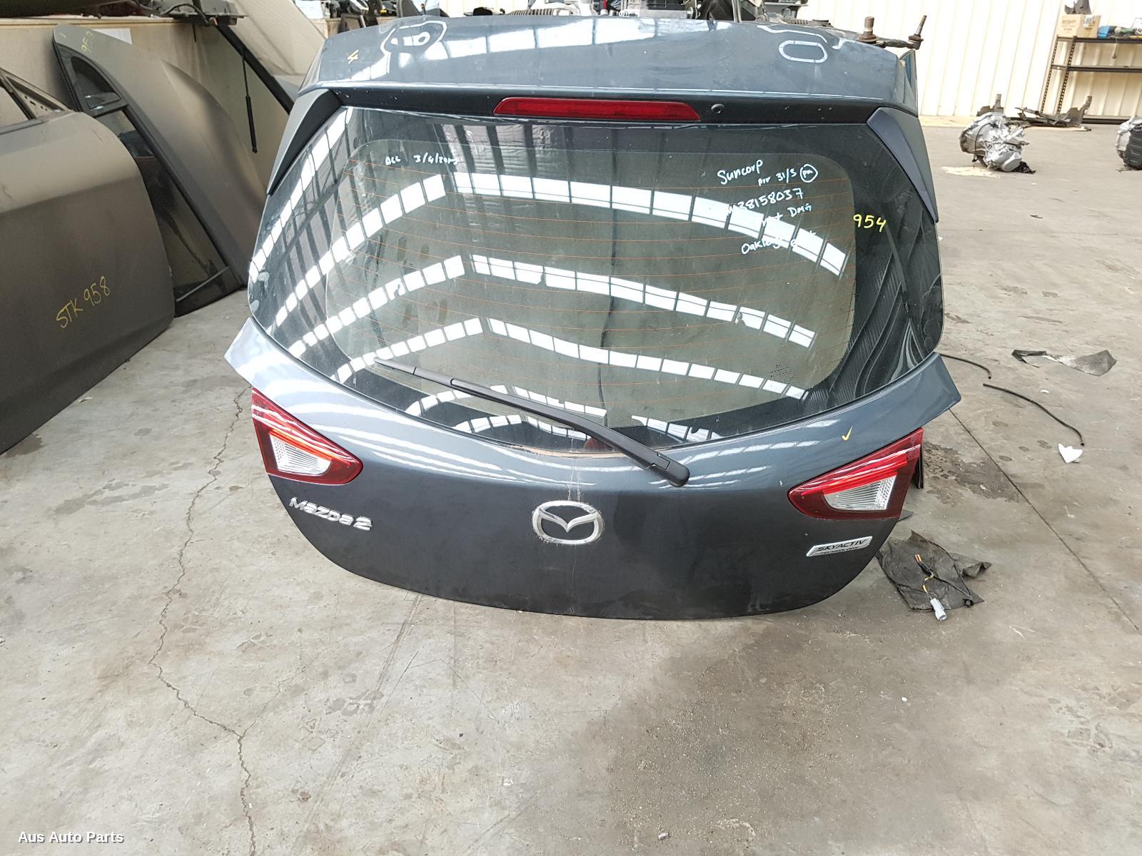 #11490, Used bootlid/tailgate for 2016 2| dj, tailgate, 09/14-