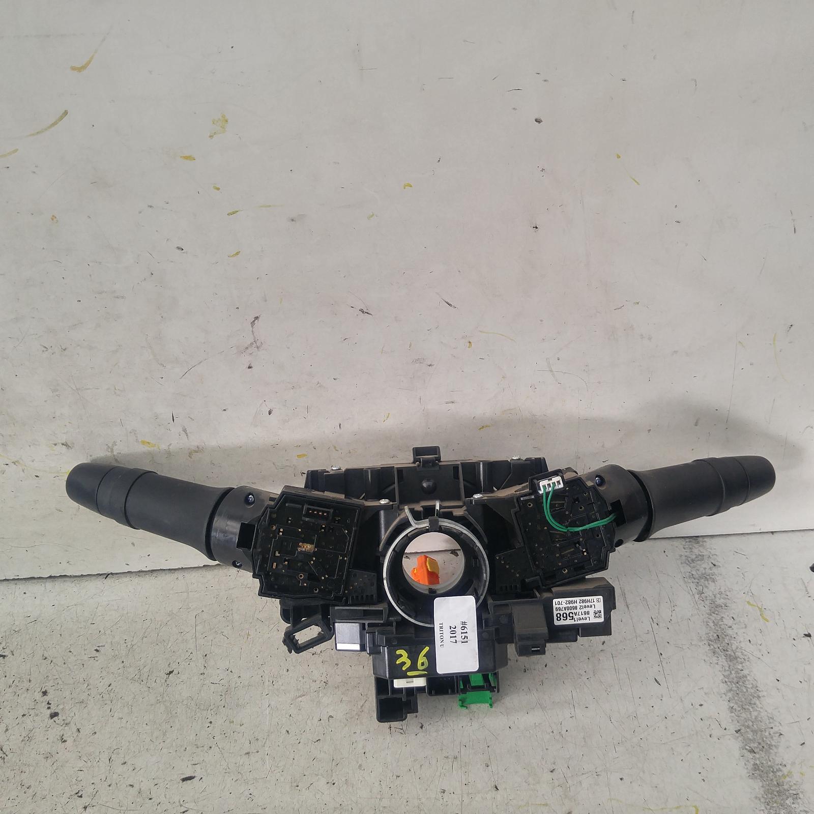 #142032, Used combination switch for 2017 triton| flasher switch, mq ...