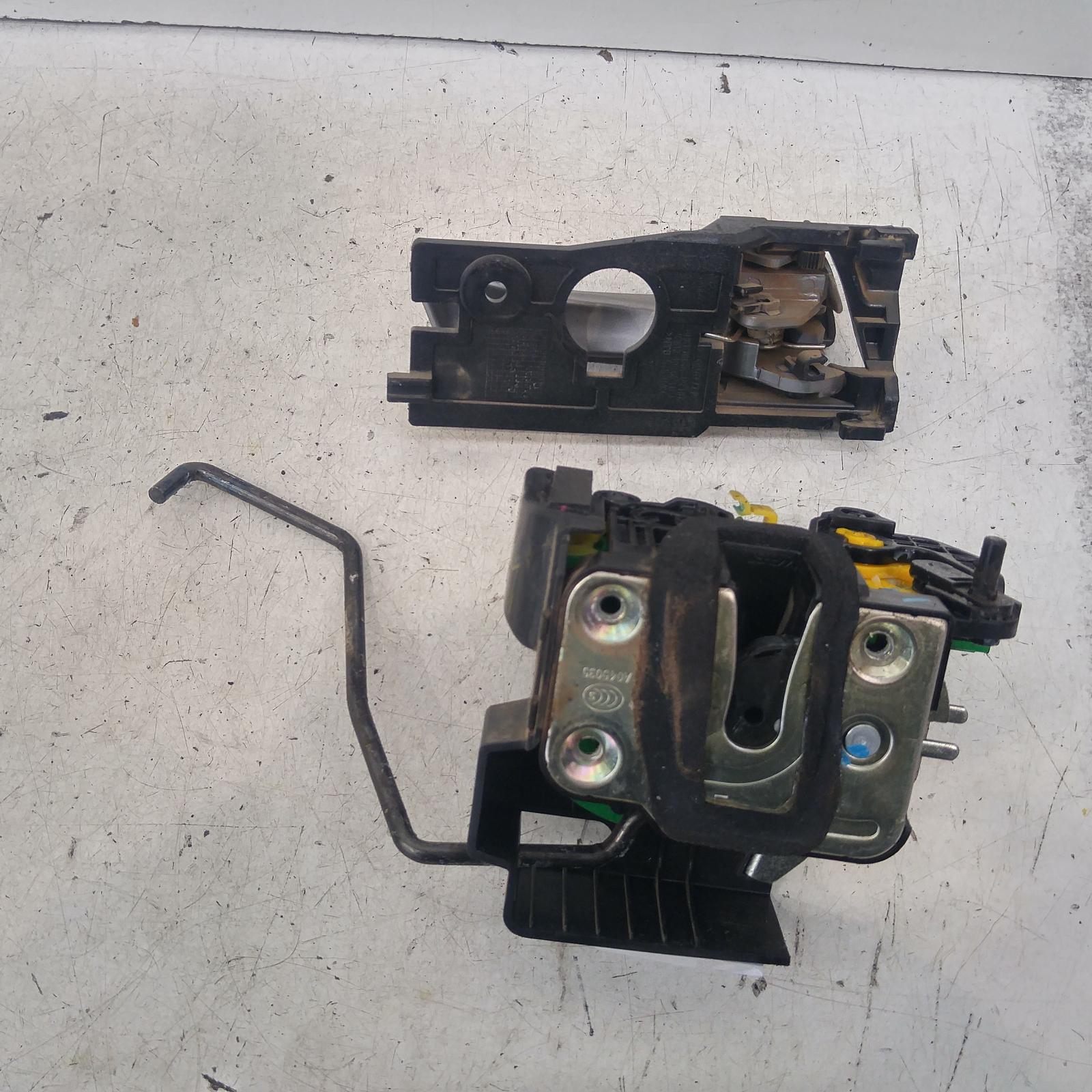 #147467, Used door/boot/gate lock for 2016 Accent| left rear door lock ...