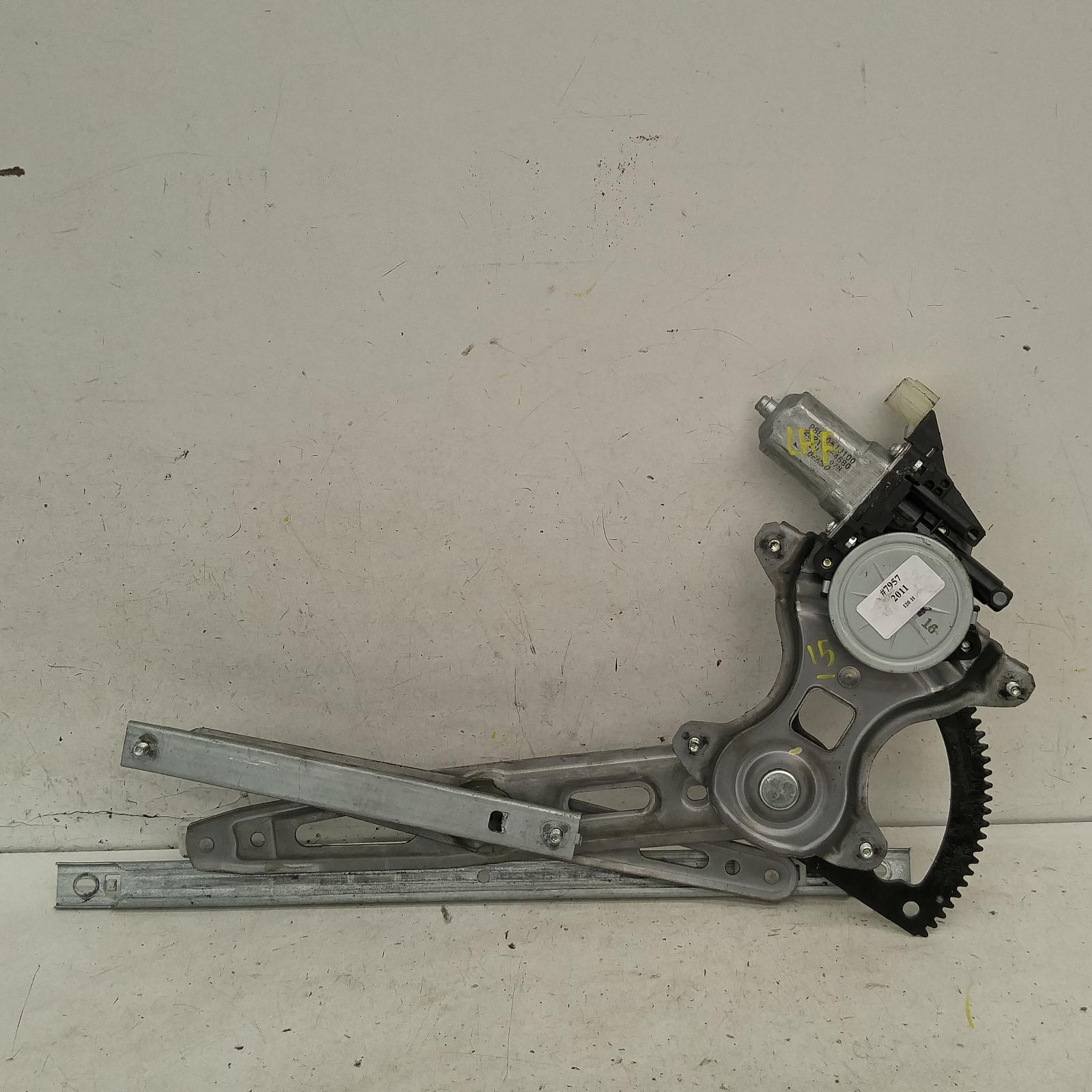 #176529, Used window regulator/motor front left for 2011 i20| pb, 5dr ...