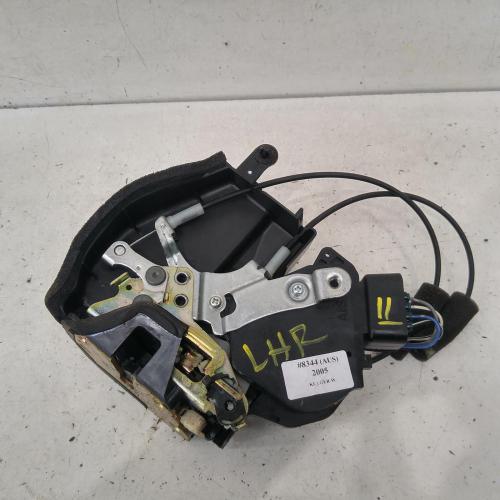 #180869, Used door/boot/gate lock for 2005 kluger| left rear door lock ...