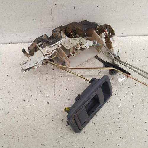 #193144, Used door/boot/gate lock for 2001 prado| tailgate lock, power ...
