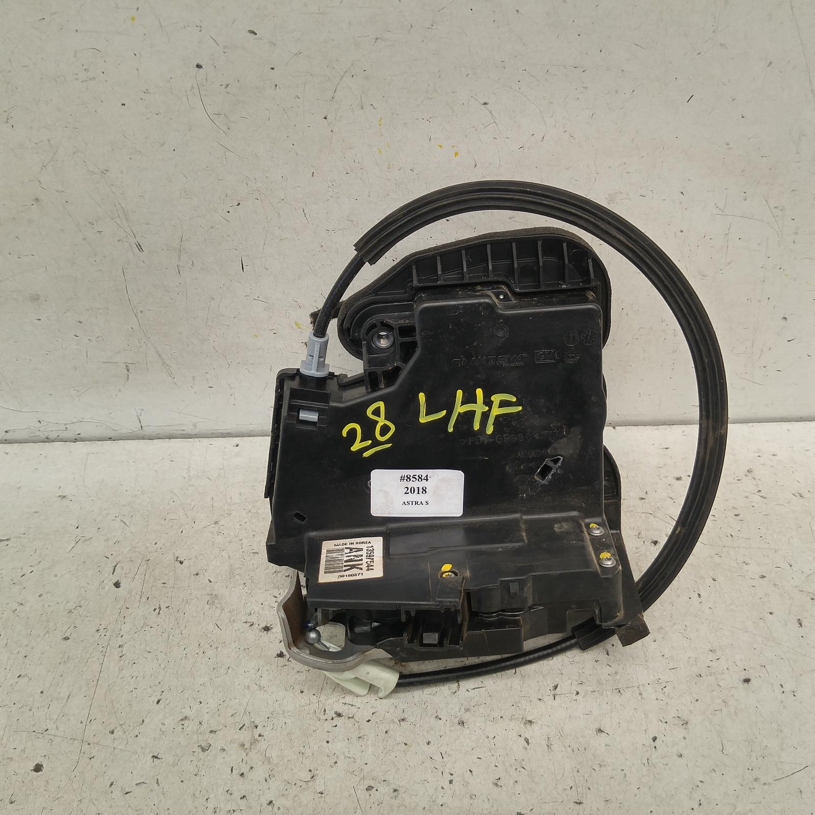#193439, Used door/boot/gate lock for 2018 astra| left front door lock ...