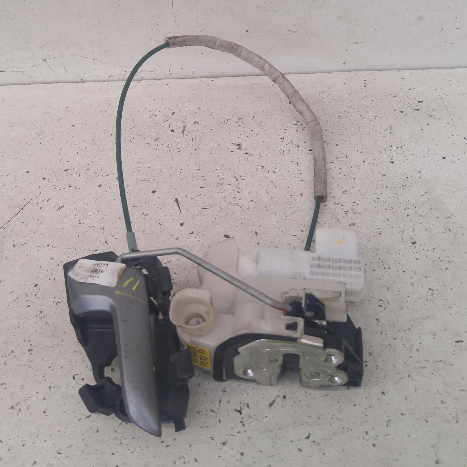 #204042, Used door/boot/gate lock for 2016 Rio| right front door lock ...