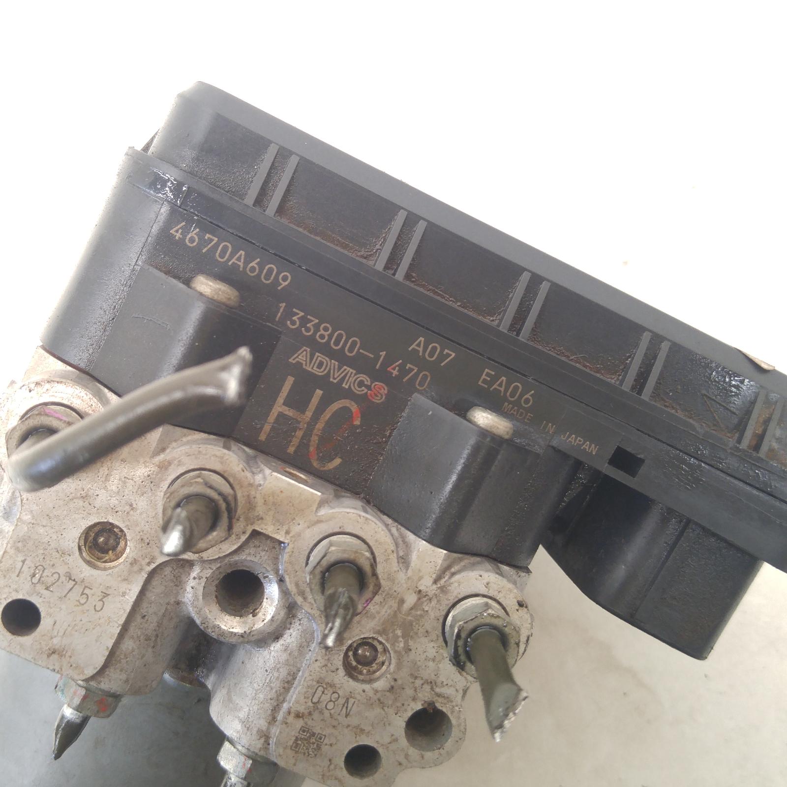 #227596, Used abs pump/modulator for 2011 triton| mn, p/n 4670a609, 08/ ...