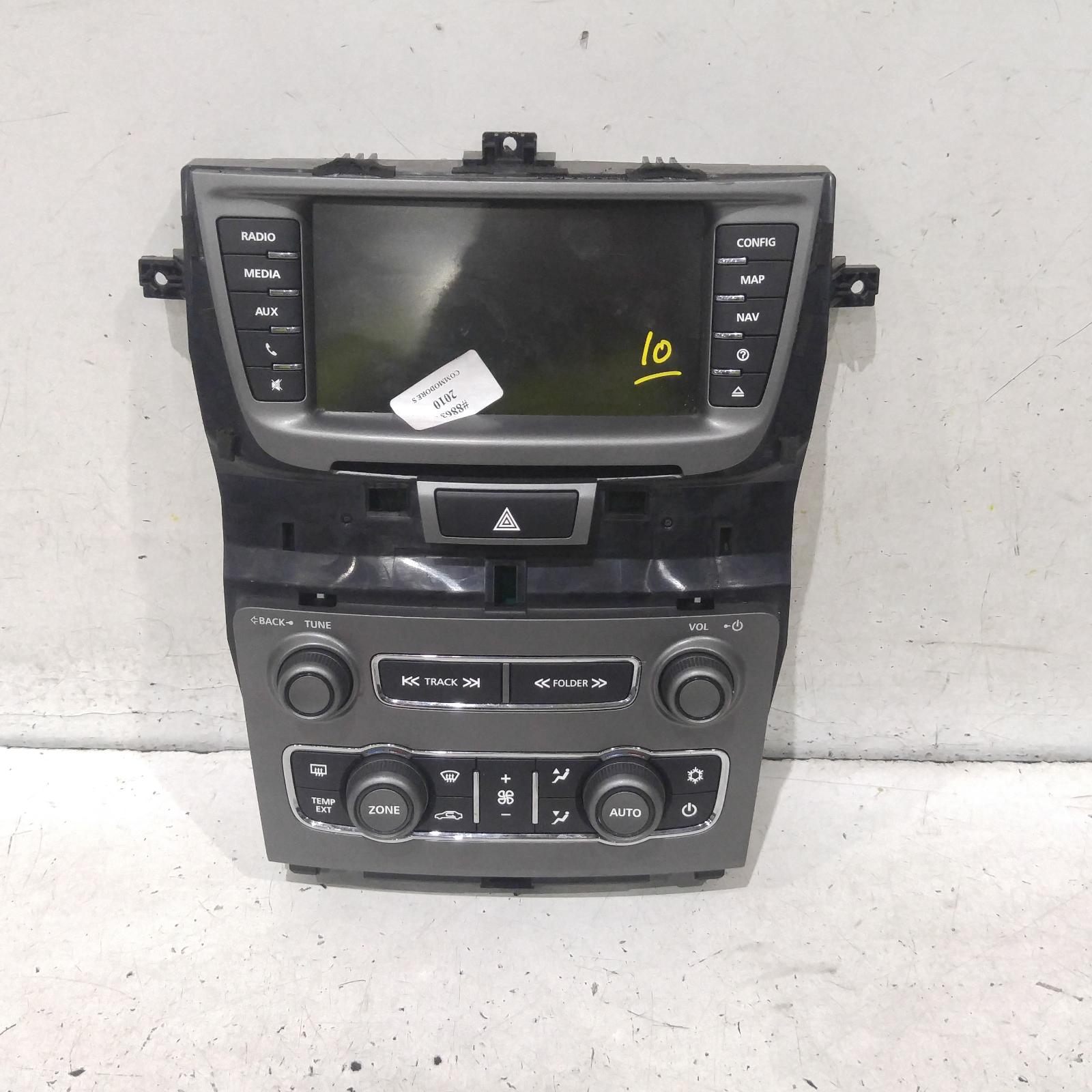 #255846, Used stereo/head unit for 2010 commodore| display/control ...