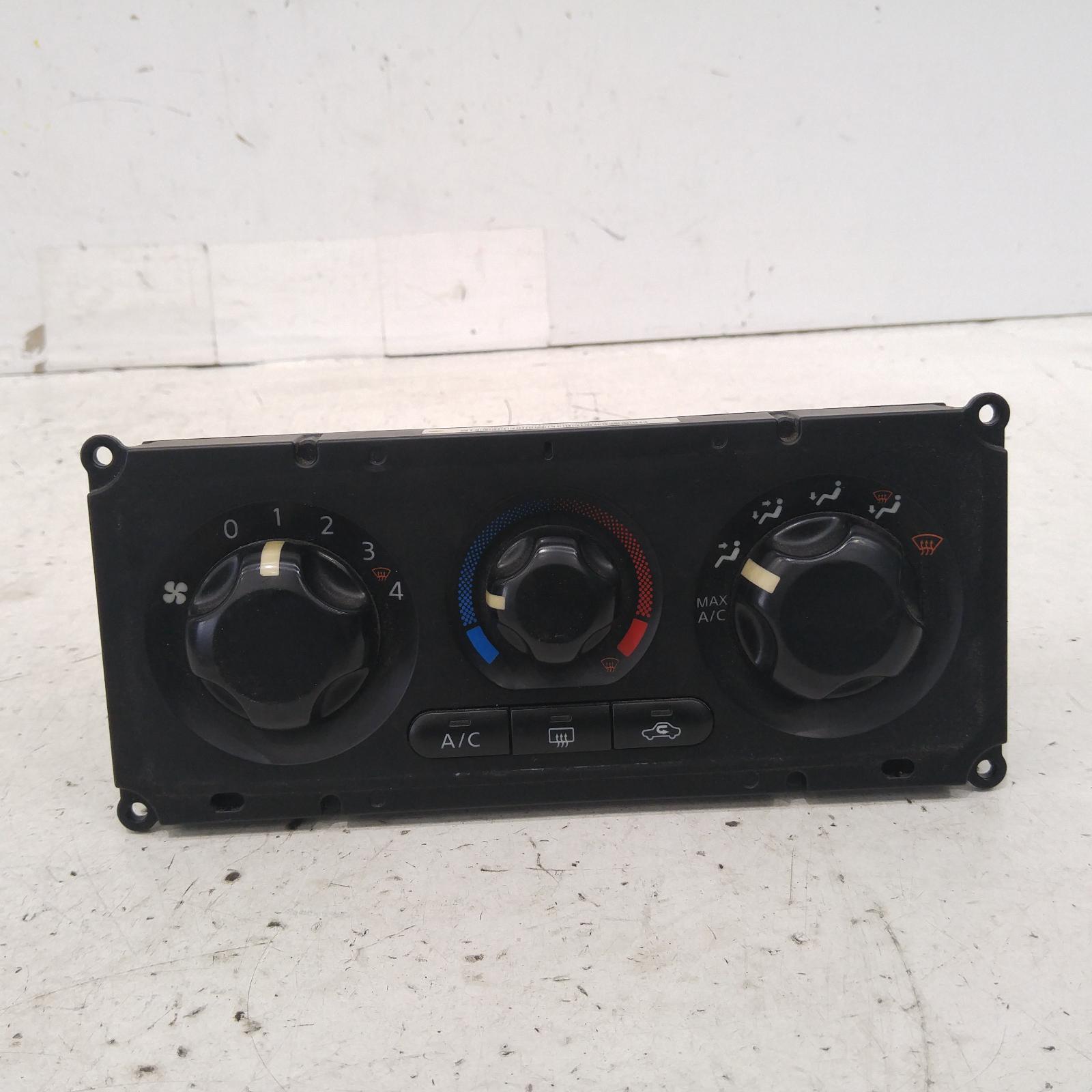 #284377, Used heater/aircon controls for 2011 navara| d40 (vin mnt ...