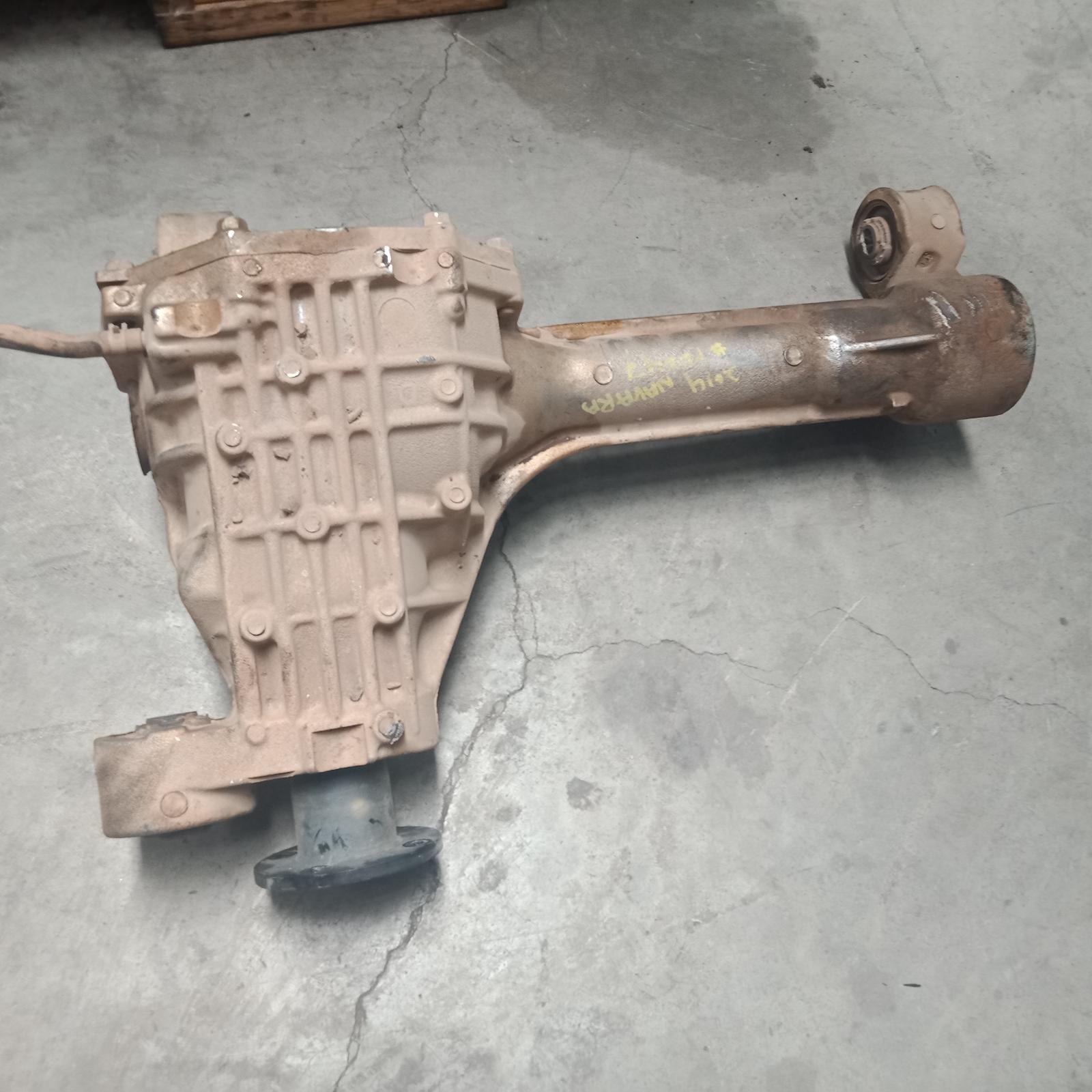 #290962, Used differential centre for 2014 navara| d40, front, 3.0, v9x ...