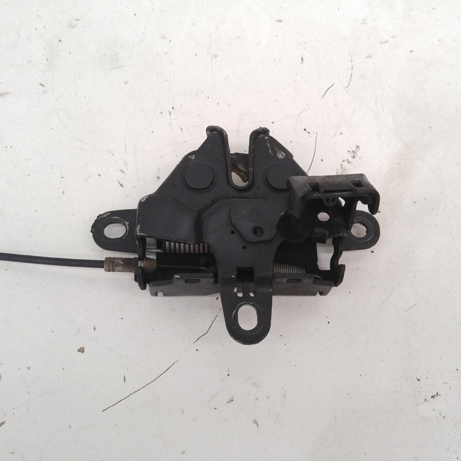 #330709, Used bonnet lock support for 2004 prado| 120 series, 02/03-10/09