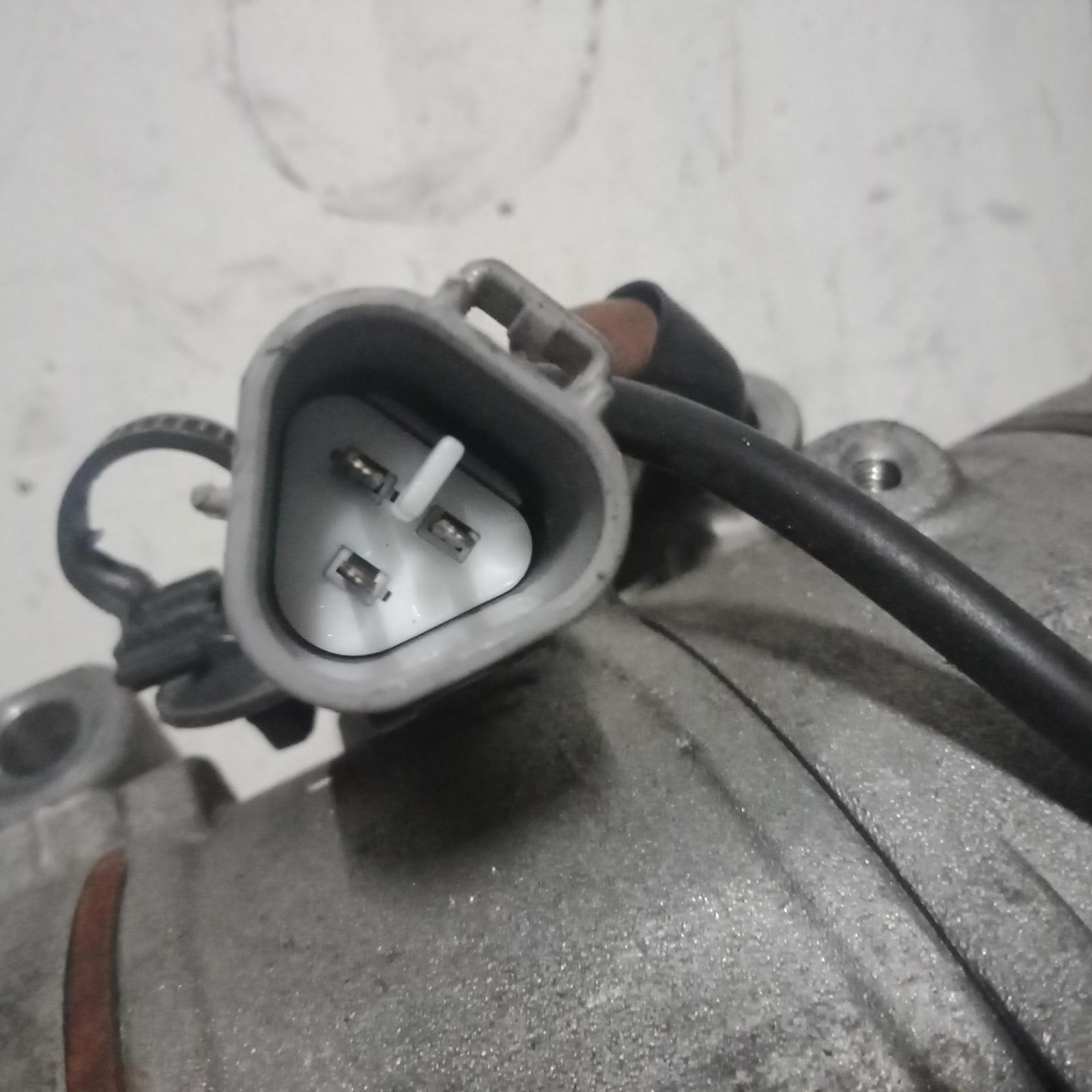 #442415, Used aircon compressor for 2020 hiace| 300 series, 2.8, diesel ...