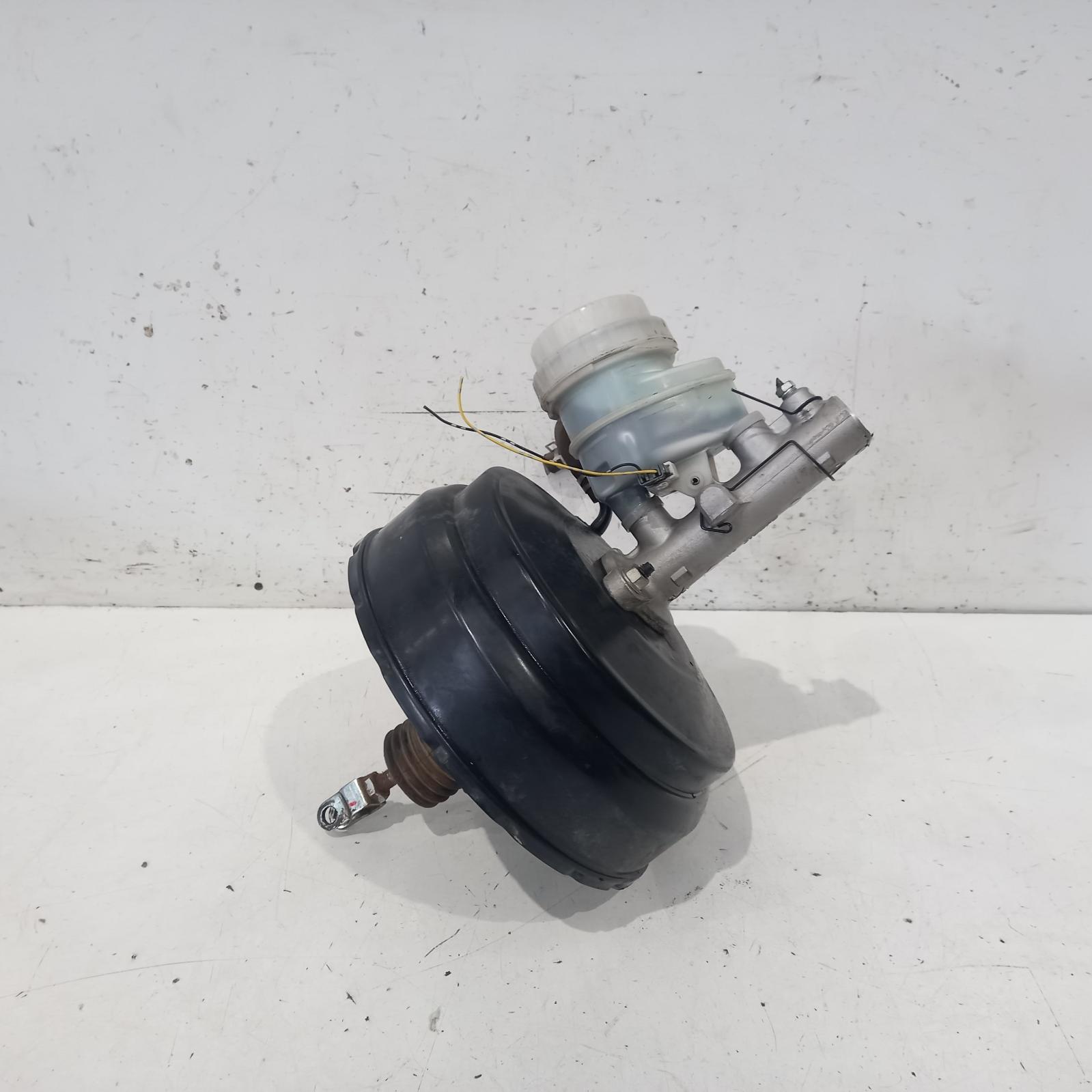 #443452, Used brake booster for 2010 triton| petrol, 2.4, non ...