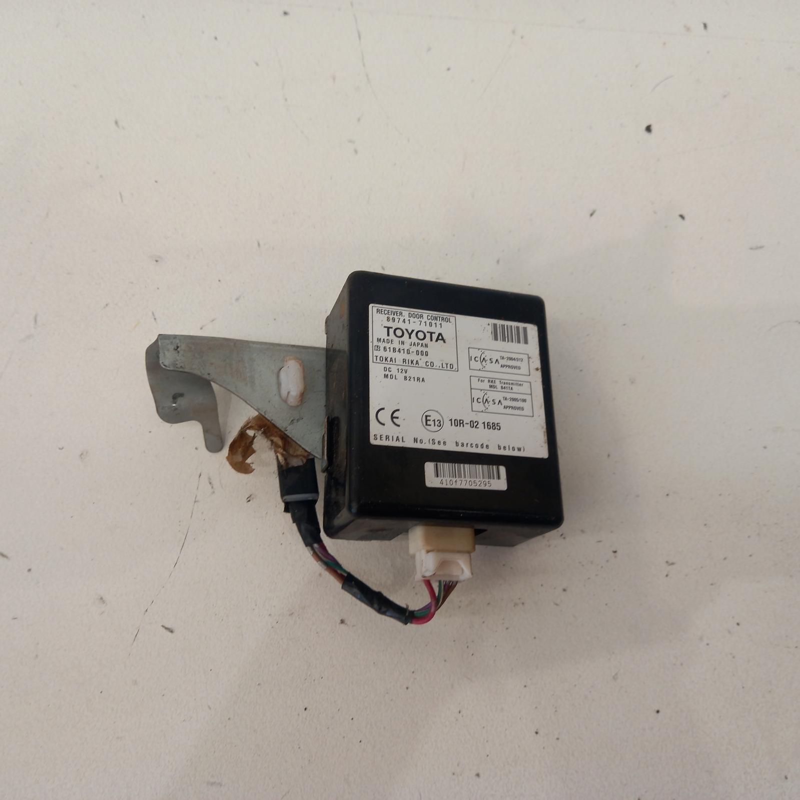 #477455, Used miscellaneous switch relay for 2007 hilux| door control ...
