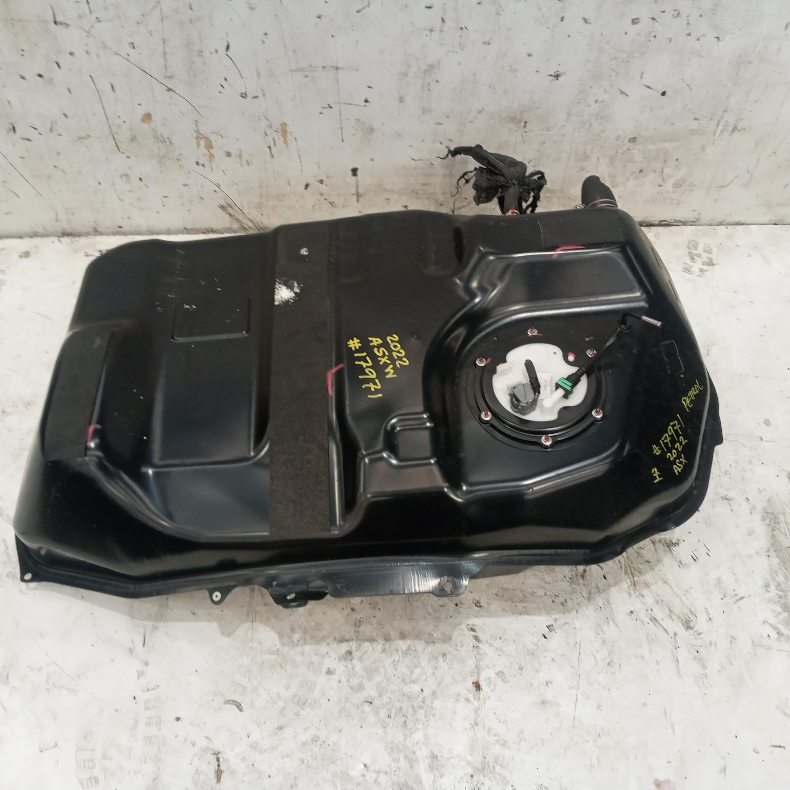 #522170, Used fuel tank for 2022 asx| xc-xd, petrol, fwd, 2.0, 07/18-