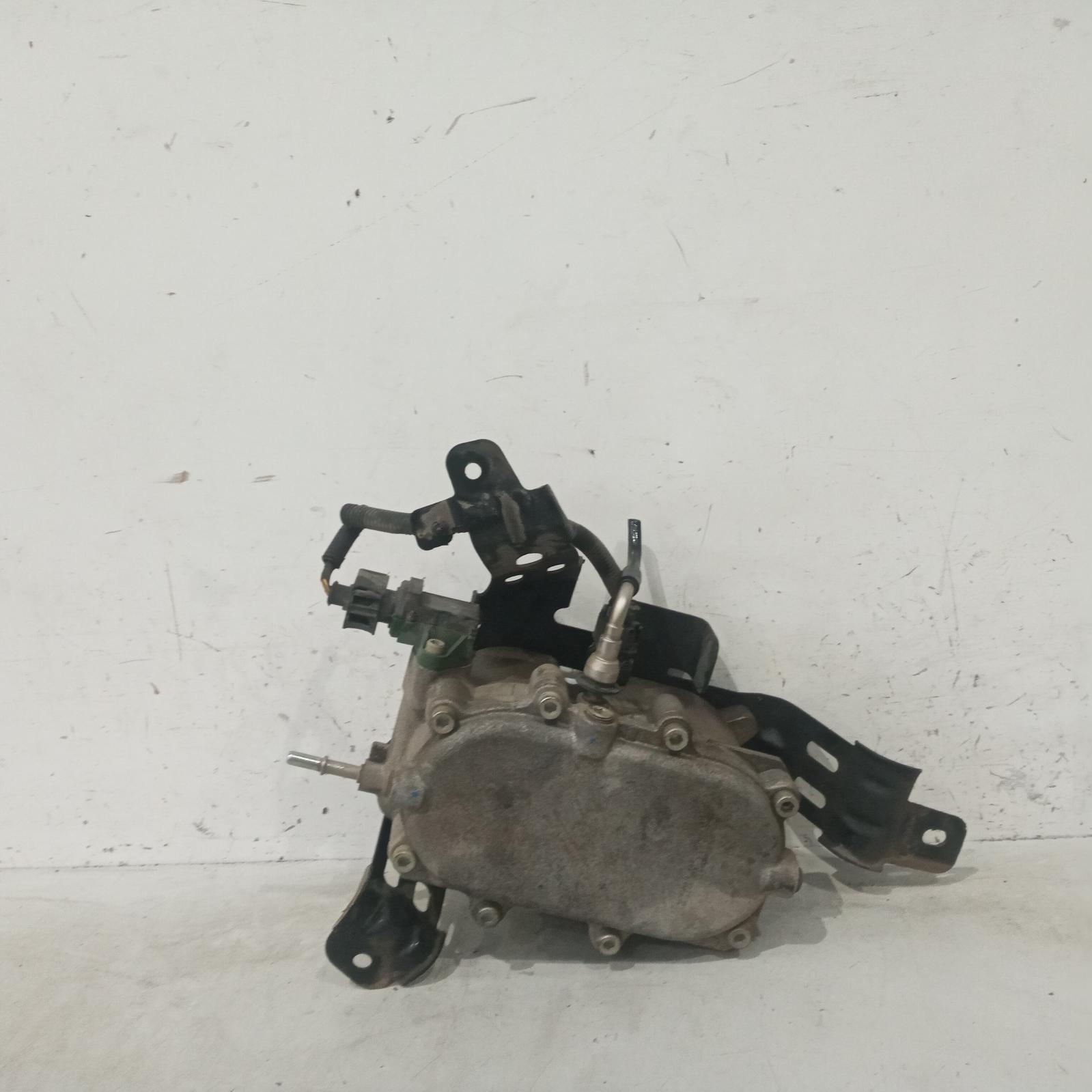#573912, Used fuel filter housing for 2016 captiva| diesel, 2.2, z22d1 ...