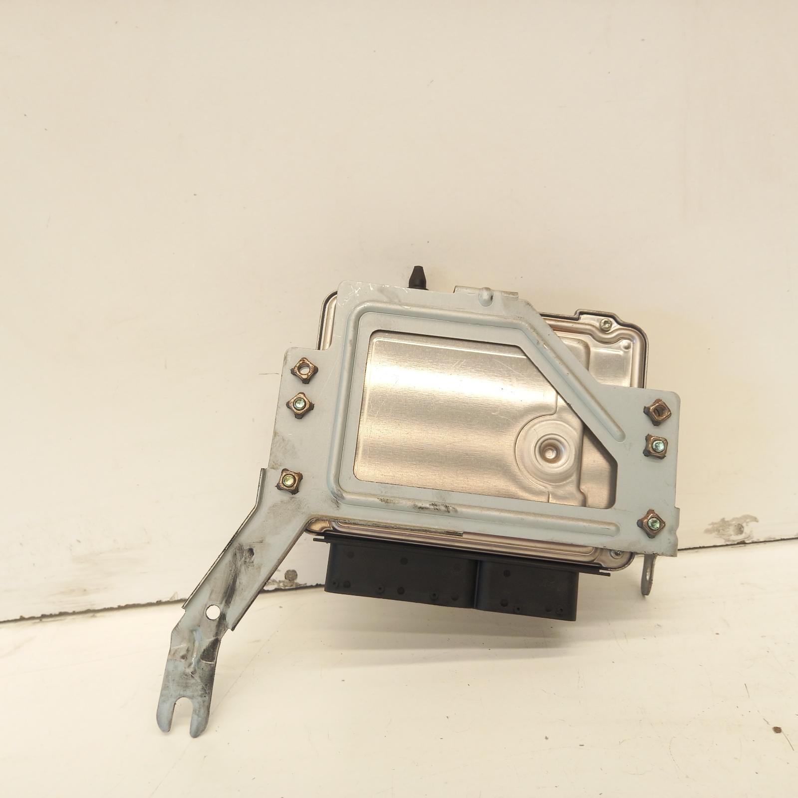 #604490, Used ecu for 2011 iload/imax| engine ecu, 2.5, d4cb, 5 speed ...