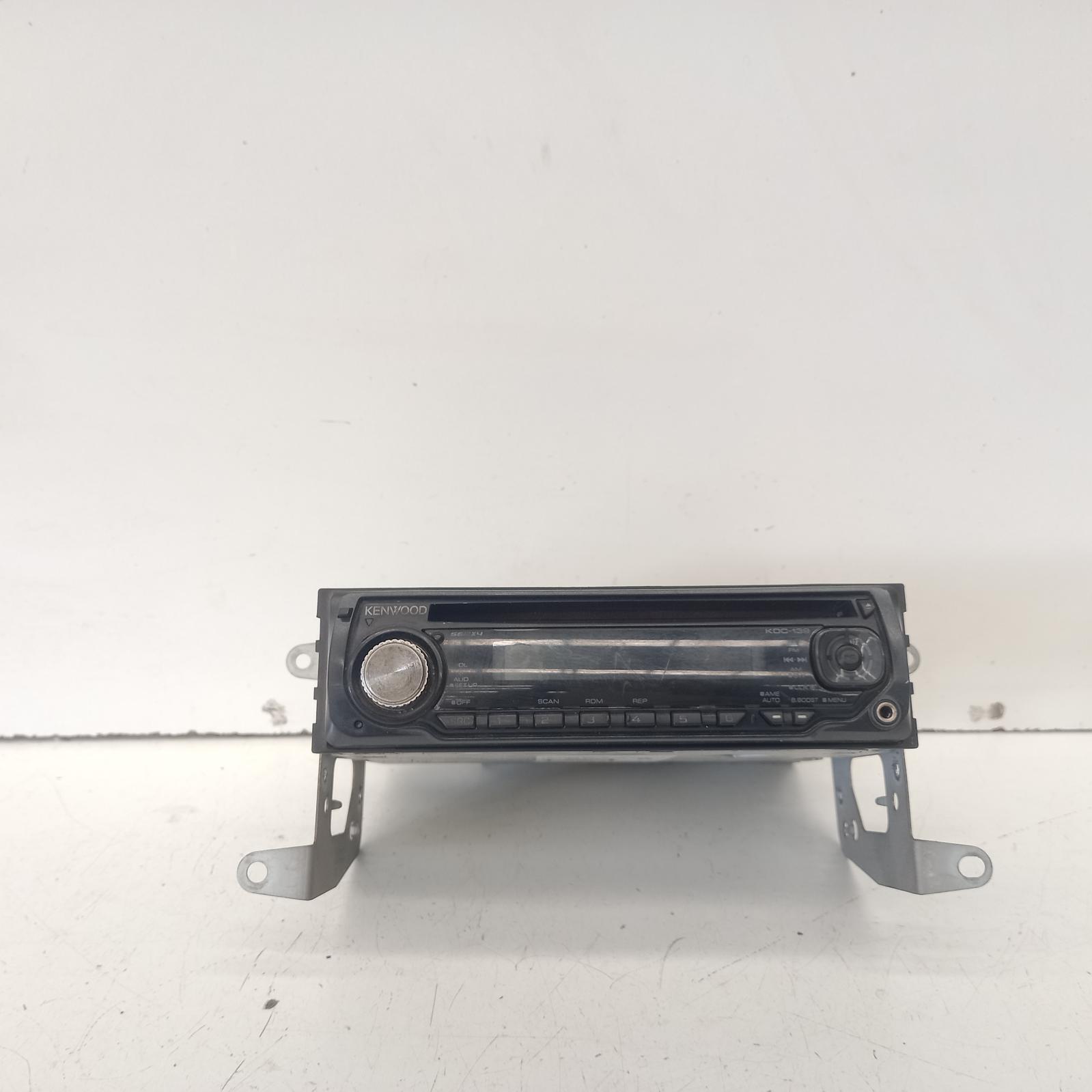 #606751, Used stereo/head unit for 1990 landcruiser| 73/74/75 series ...