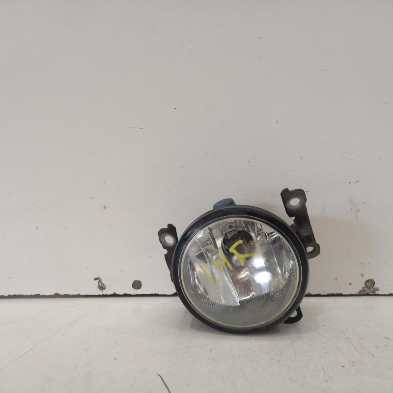 #607395, Used indicator/fog/side right for 2018 triton| bumper foglamp ...