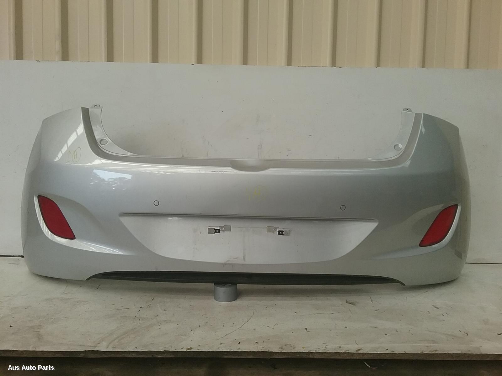 #64300, Used bumper rear for 2016 i30| gd, 5dr hatch, w/ park sensor ...