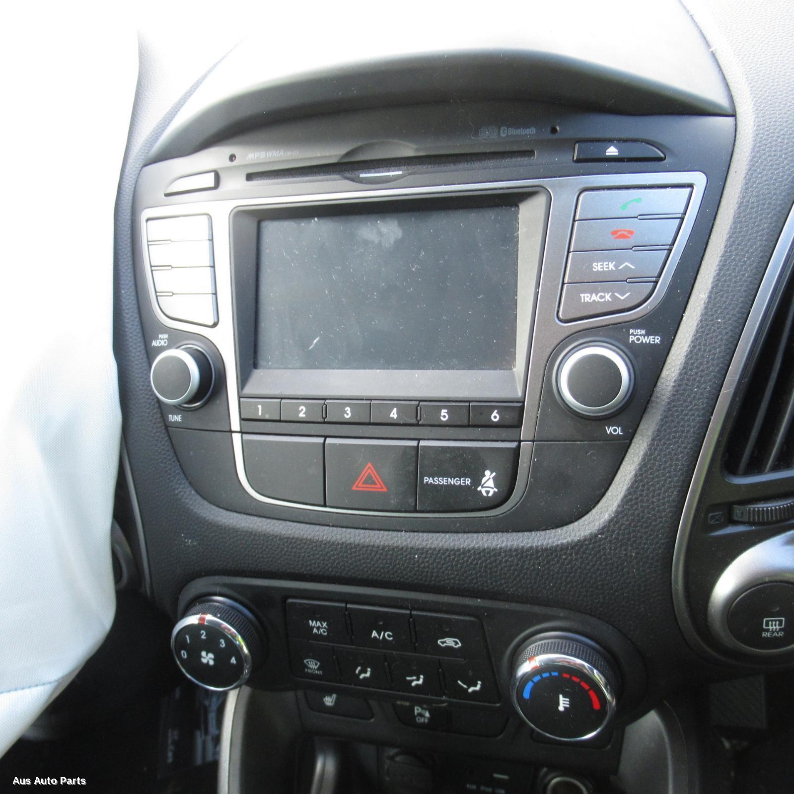 #84900, Used stereo/head unit for 2015 ix35| bluetooth big colour ...