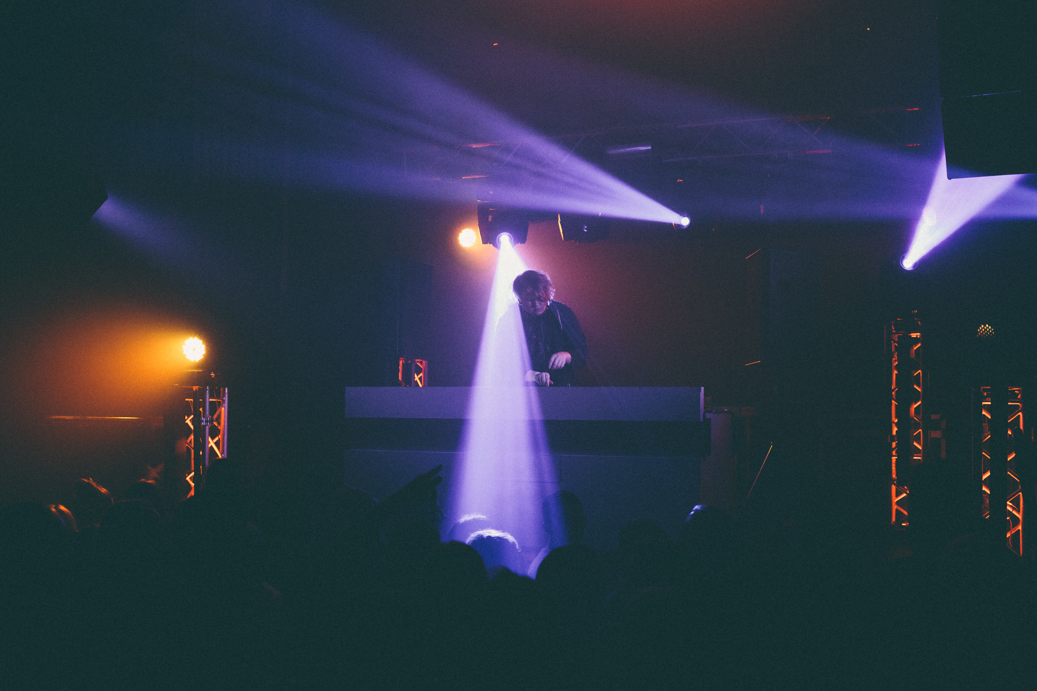 Stooki Sound - Villa | SAVETONIGHT