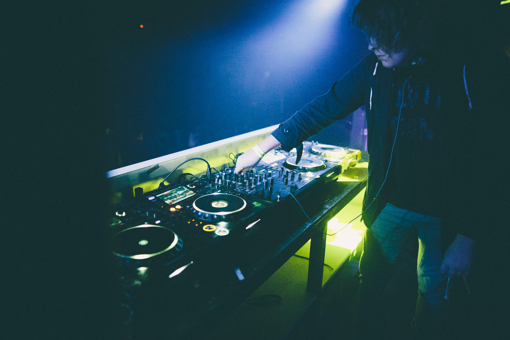 Stooki Sound - Villa | SAVETONIGHT