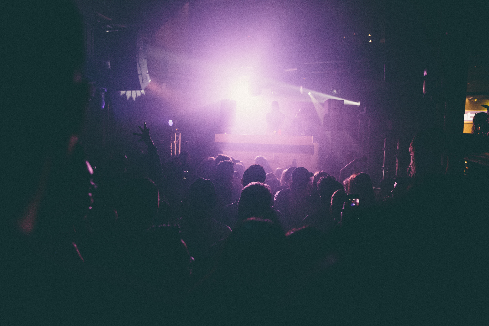 Stooki Sound - Villa | SAVETONIGHT